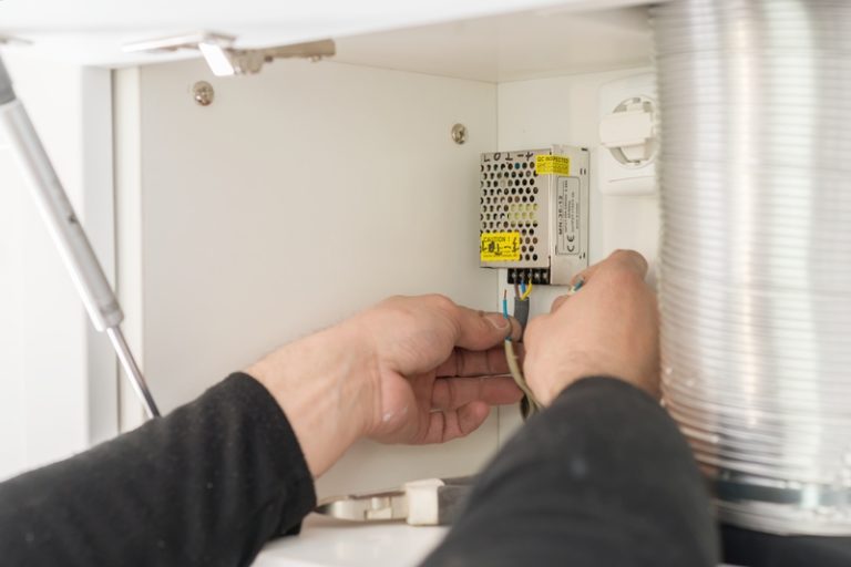 6 Ways To Fix LED Light Delay Turning On - DIY Smart Home Hub