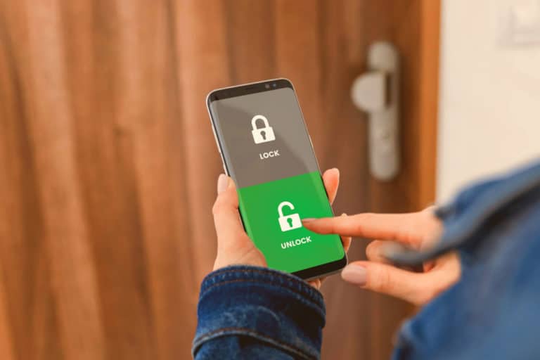 Defiant vs Kwikset: What's The Difference? - DIY Smart Home Hub