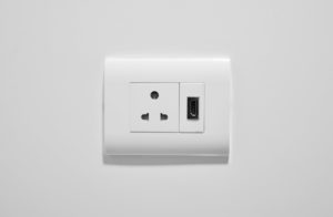 Kindle Fire Says Its Charging But It's Not: 8 Ways To Solve - DIY Smart ...