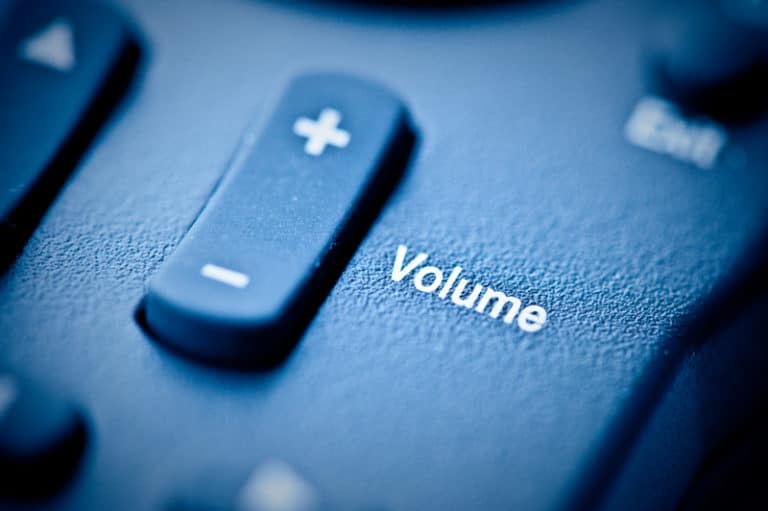 9 Common First Alert Wireless Smoke Detector Problems Troubleshooting ...